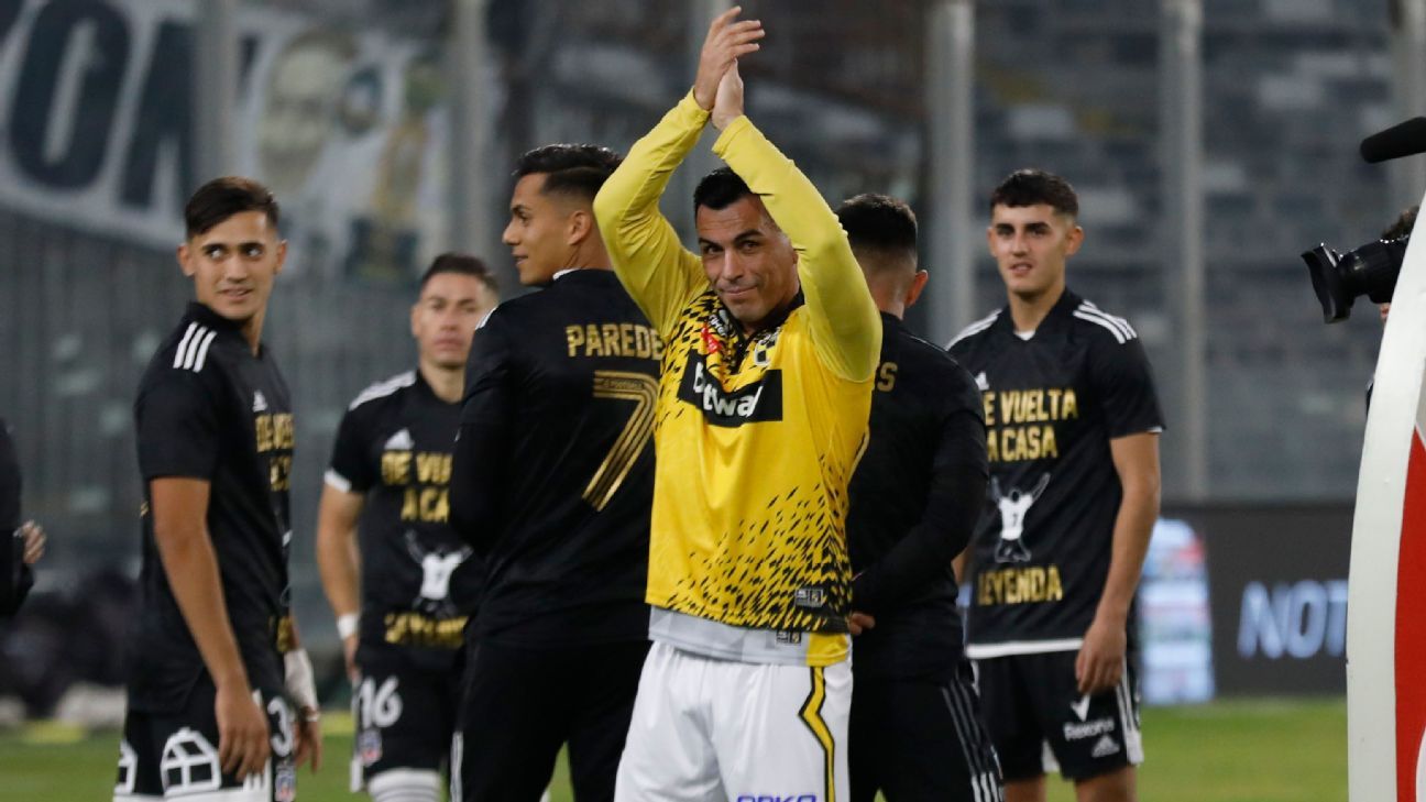 Esteban Paredes: "Espero que en Colo Colo regresen con la clasificación ...