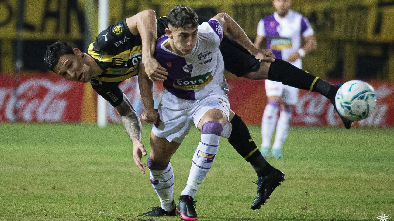 EN VIVO: Peñarol no se sacó diferencias con Fénix y profundizó su andar ...