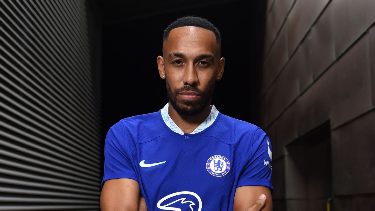 Aubameyang returns to London to deal with 'unfinished business' in the ...