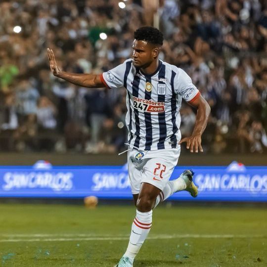 Con Aldair Rodríguez como lateral derecho: el once de Alianza Lima para ...