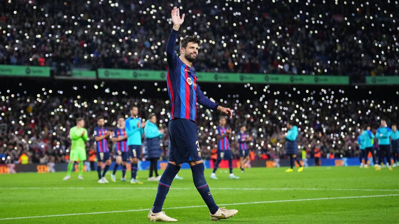 Barcelonas Pique Vows To Return After Tearful Farewell Espn