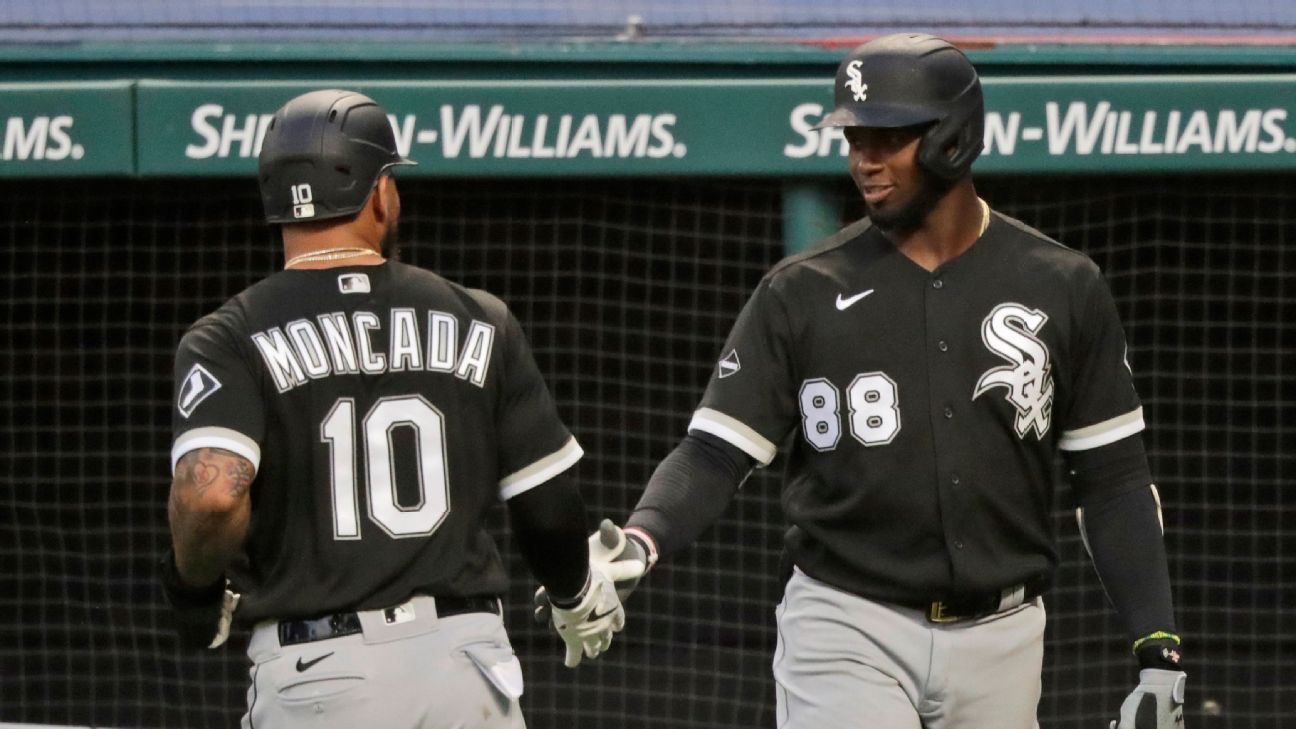 Fuentes: Luis Robert y Yoan Moncada jugarían por Cuba en Clásico ...