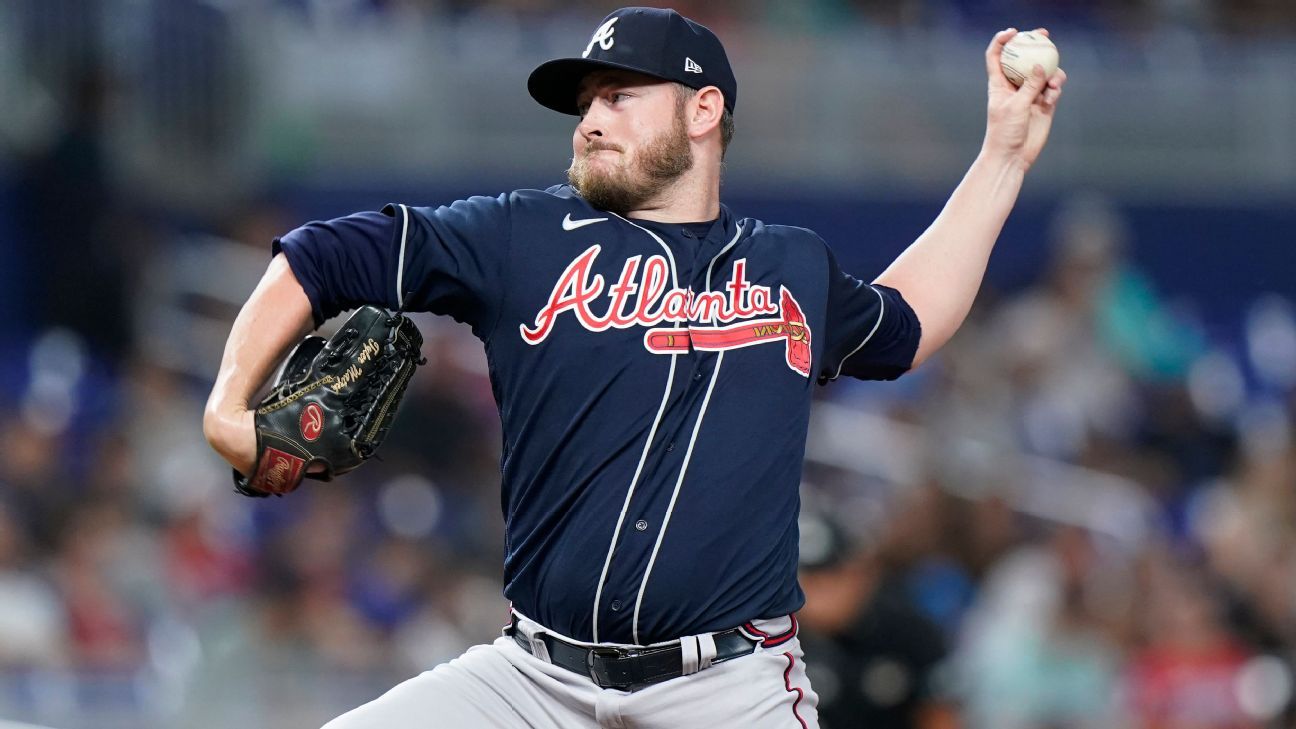 Braves recontratan al relevista Tyler Matzek por 2 campañas, pese a que ...
