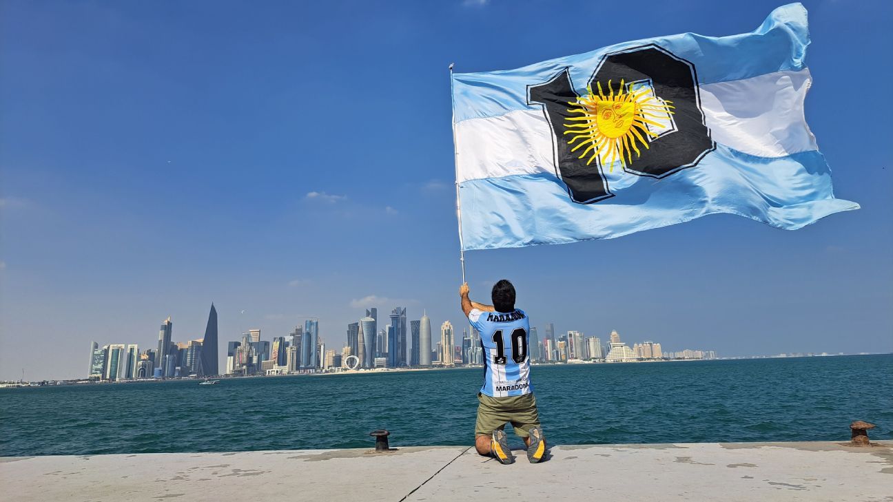 Amor incondicional por Diego y la bandera más fotografiada de Doha - ESPN