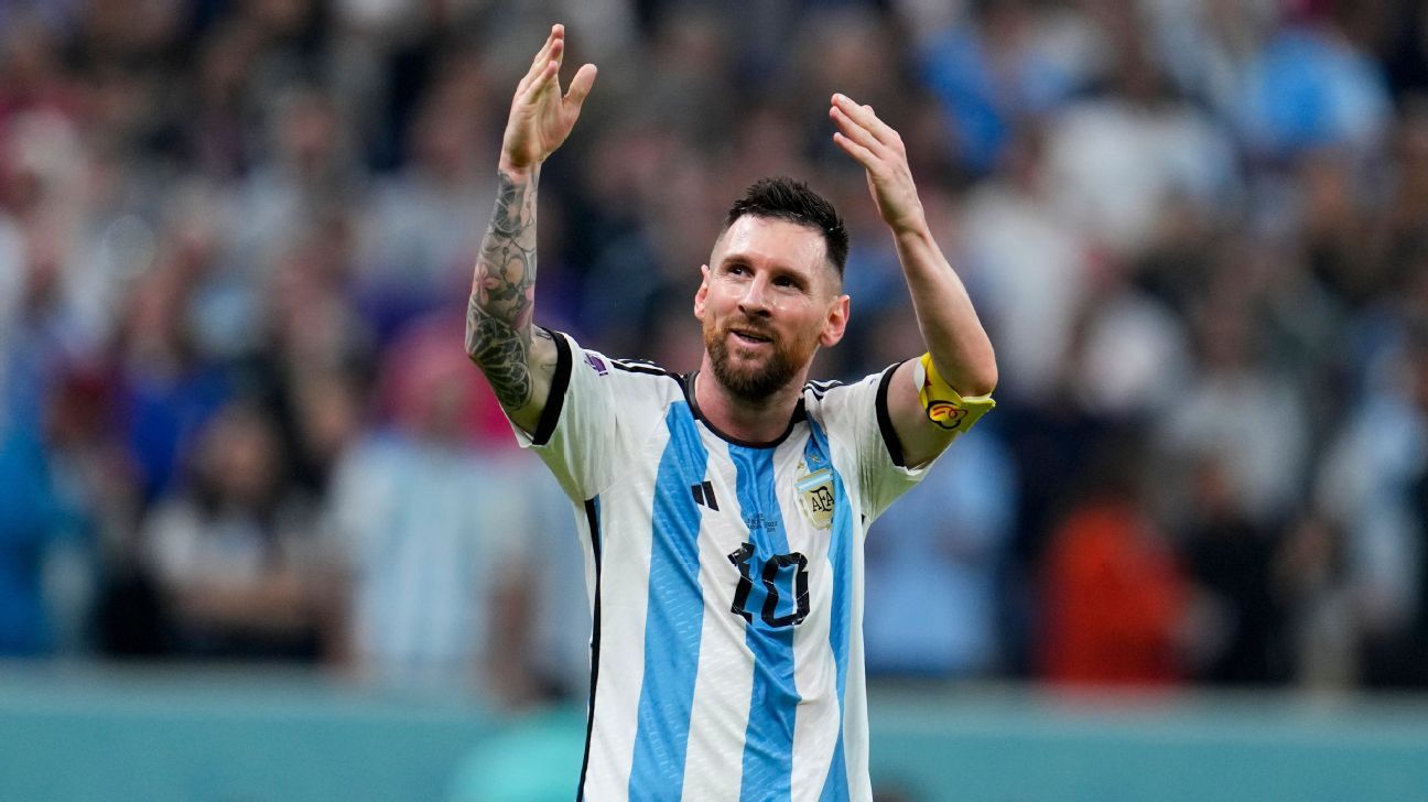 Leo Messi carga con el peso de Argentina en la final del Mundial de ...