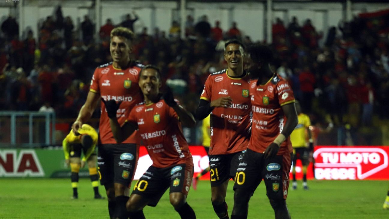 Deportivo Cuenca dio el golpe ante Barcelona en su Noche Colorada y es ...