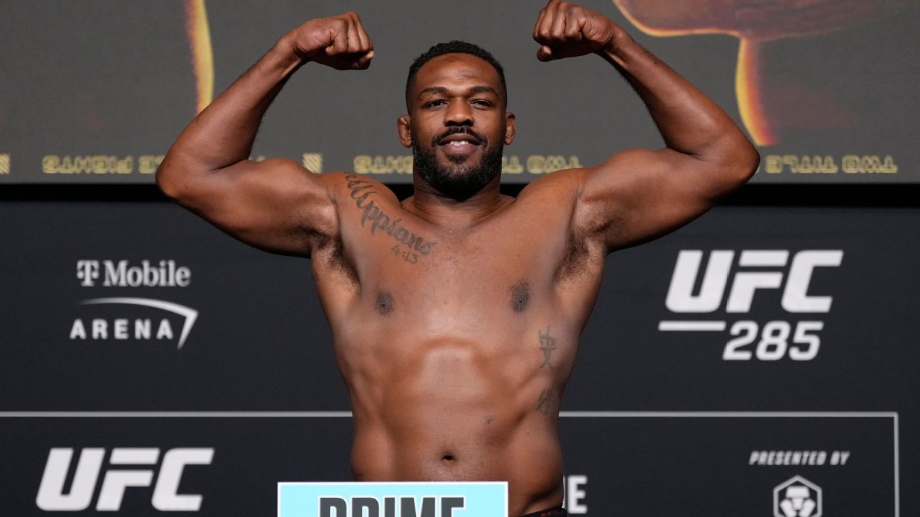 Jon Jones adds 43 pounds for UFC heavyweight debut vs. Ciryl Gane - ESPN