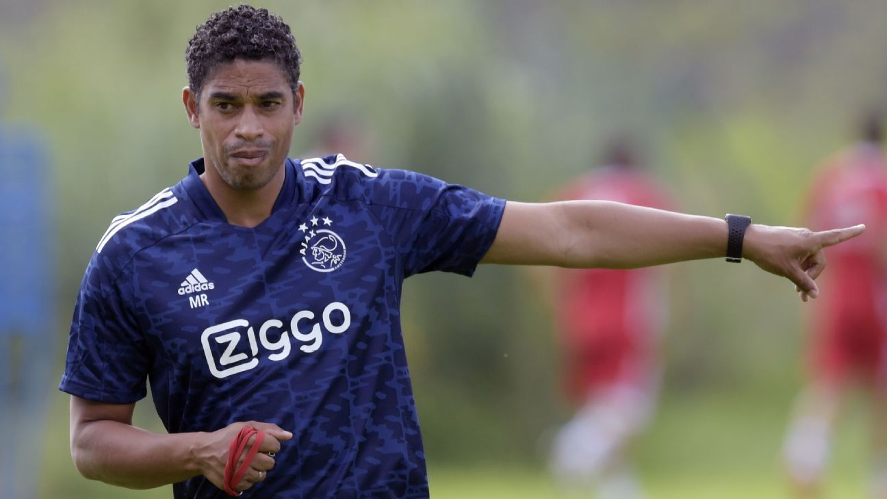 Reiziger neemt afscheid van Ajax en wil hoofdtrainer worden - ESPN