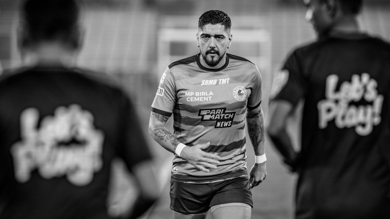 Mohun Bagan's super giant Dimi Petratos delivers inevitable 17th Durand ...