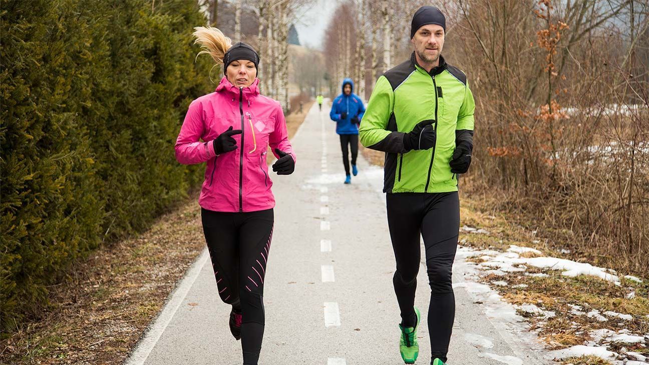 Qué tener en cuenta al elegir un rompevientos para correr - ESPN