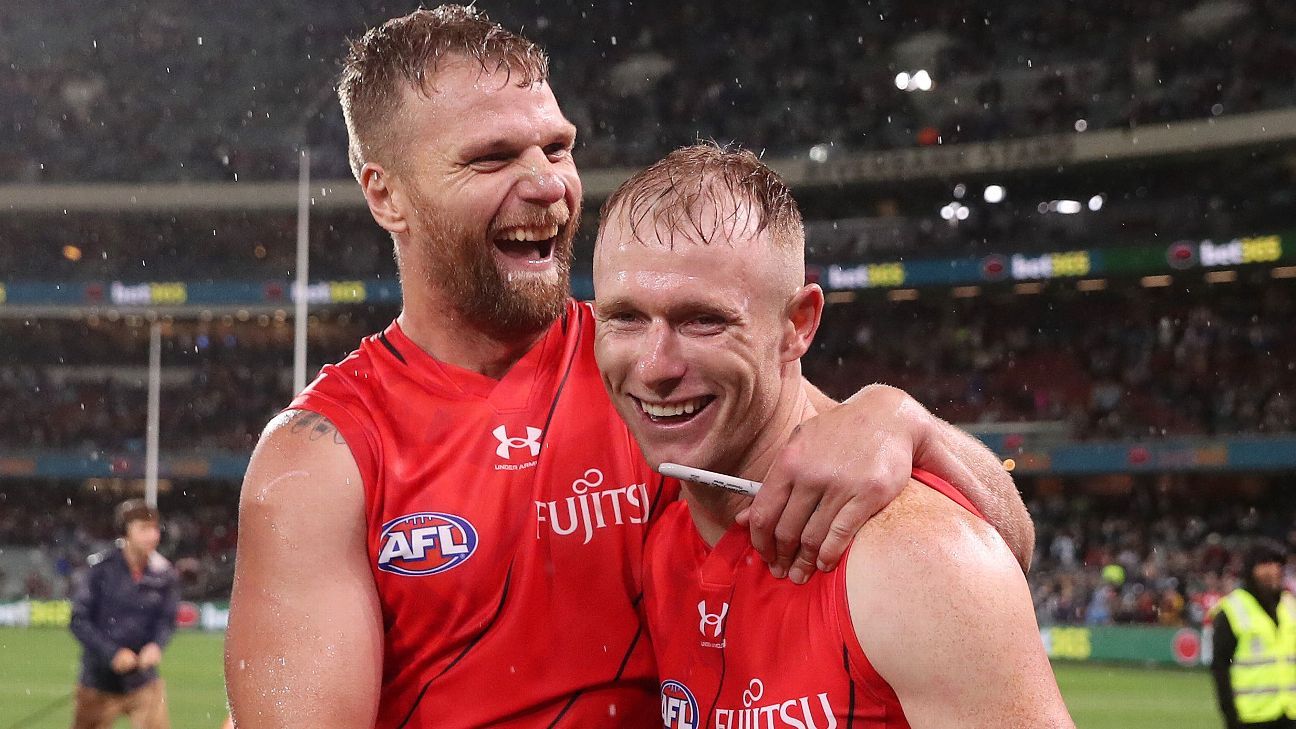 AFL Rohan Connolly time for Essendon Bombers to embrace the hype - ESPN