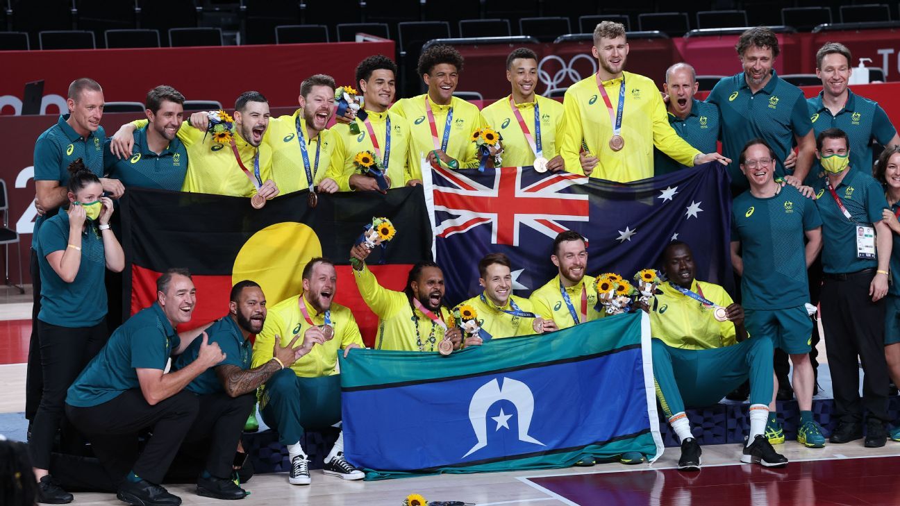 Extended Boomers squad named ahead of 2023 FIBA World Cup - ESPN