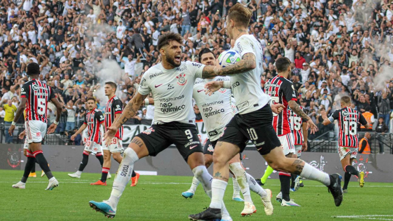 Renata Ruel vê erro da arbitragem ao marcar pênalti para o Corinthians ...