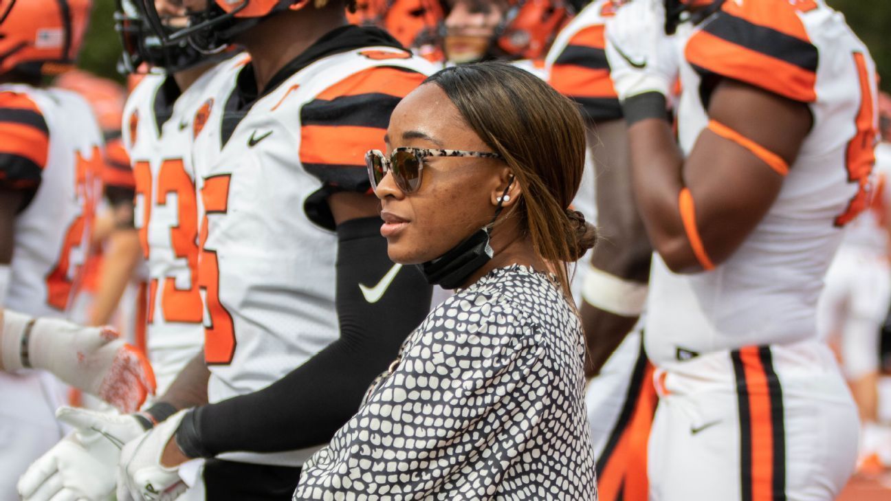 Maya Ana Callendar, primera scout en la historia de los Patriots - ESPN