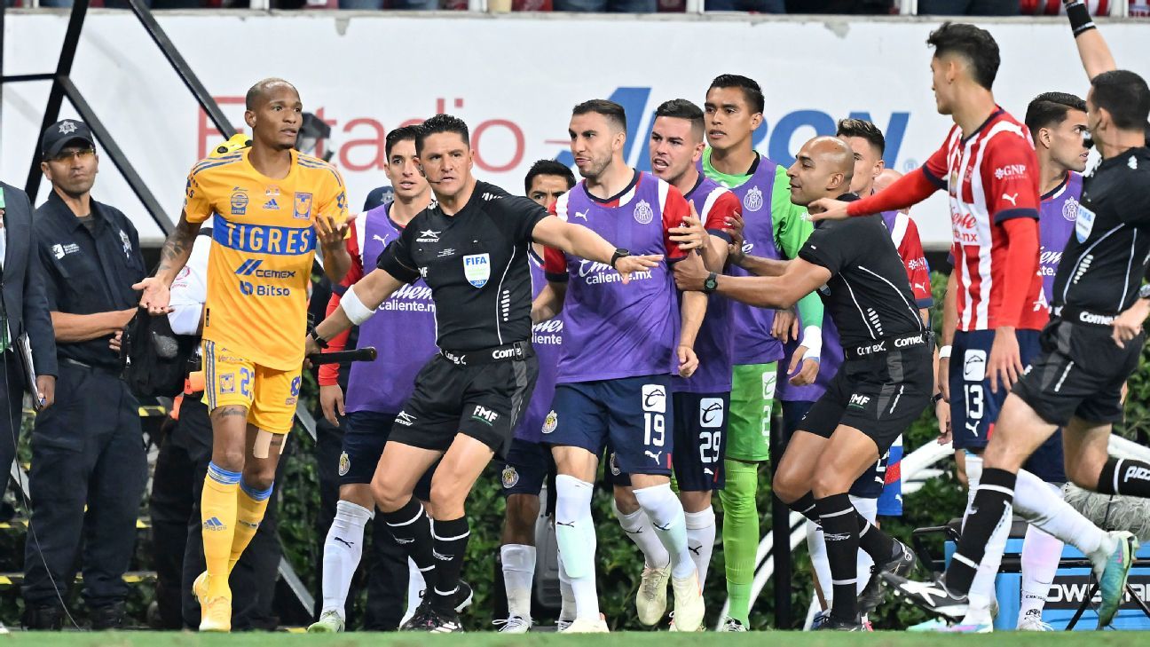 Felipe Ramos Rizo: "Quiñones jugando de a gratis" - ESPN