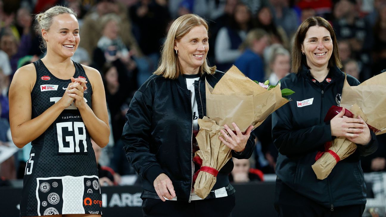 Super Netball Collingwood Magpies shine in last home game in Melbourne ...
