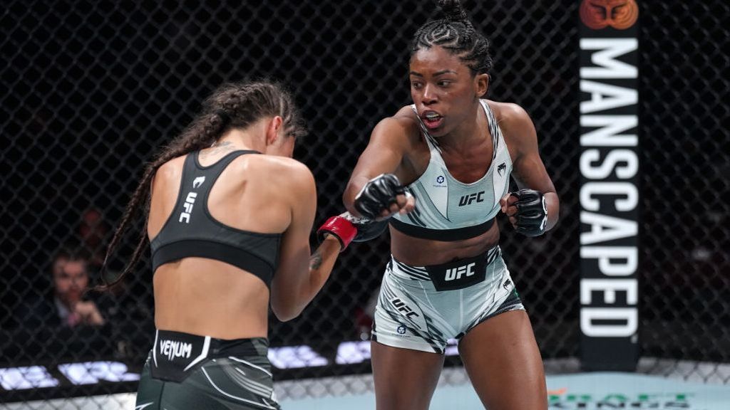 Penetra da festa de Anitta, Maria Oliveira abre card do UFC 289 com ...