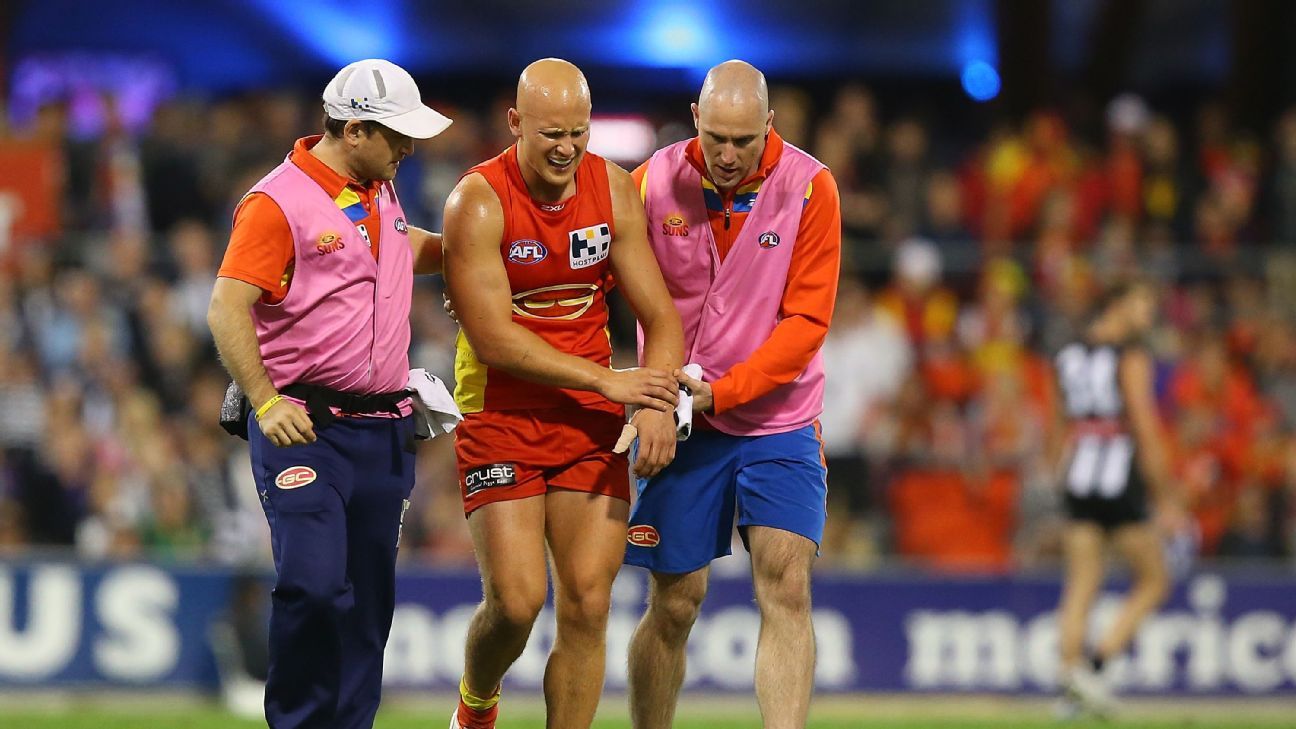 AFL Rohan Connolly - Gold Coast clash against Collingwood Magpies ...