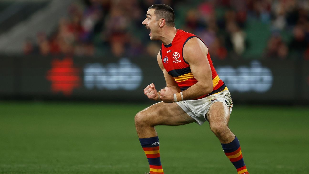 AFL Adelaide in-form Taylor Walker signs new one-year deal with Crows ...