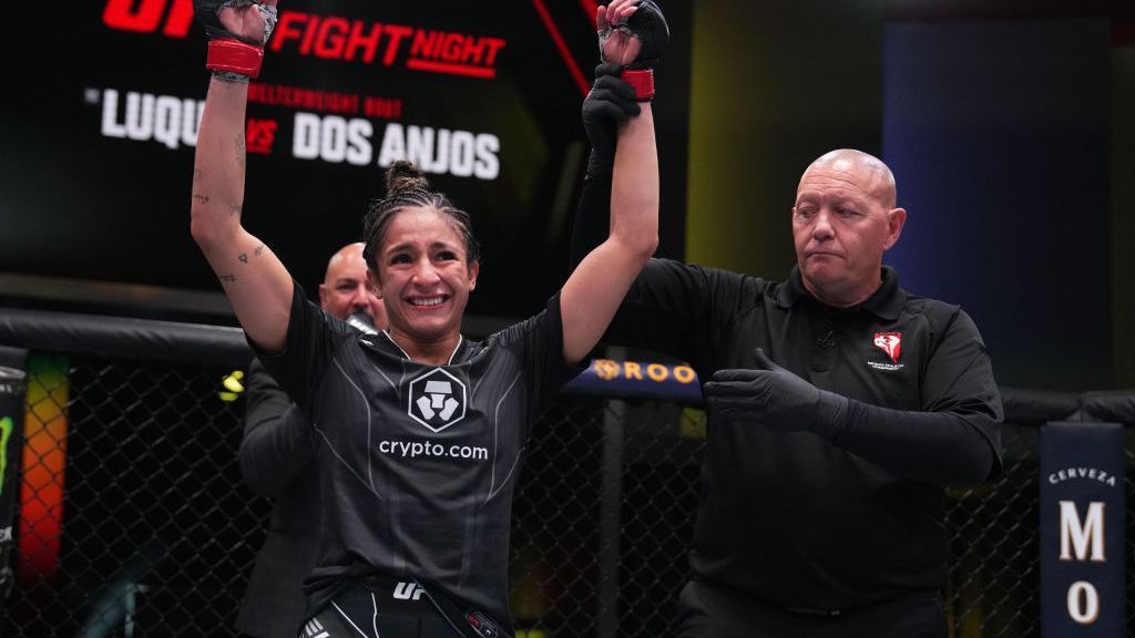 Jaqueline Amorim domina rival mexicana e vence no UFC Vegas 78 - ESPN