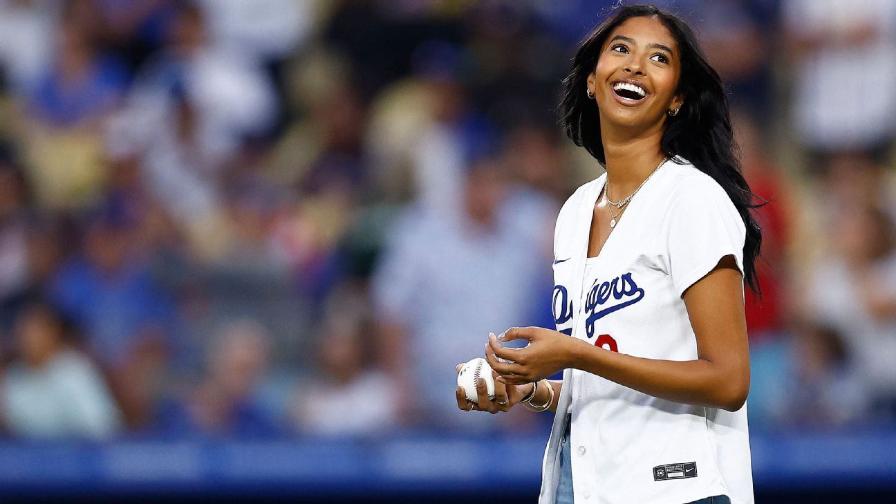 Kobes Daughter Natalia Tosses First Pitch On Lakers Night At Dodger