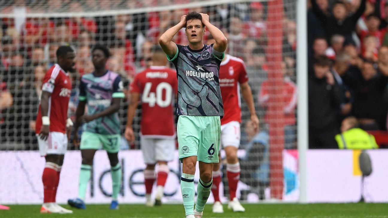 European soccer news: Man United and Brentford woe, and more - ESPN