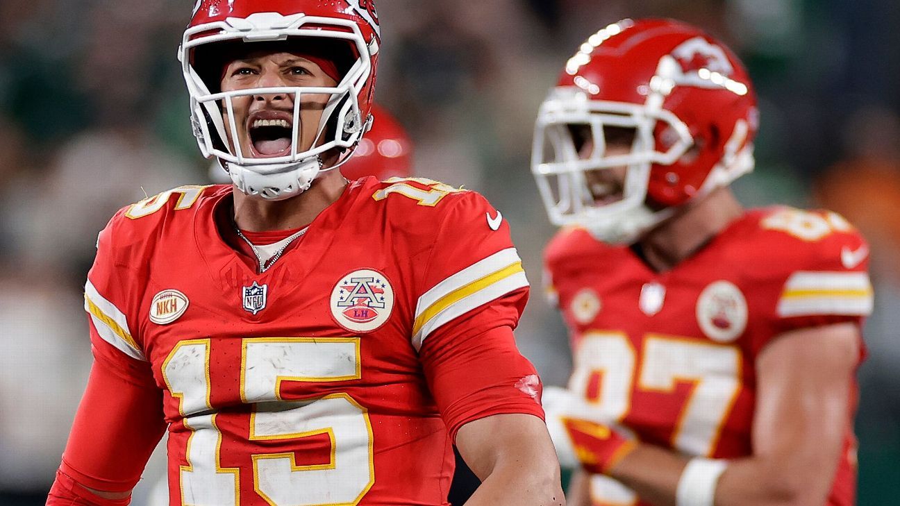 Patrick Mahomes 'faster than people think' as run plays lift Chiefs - ESPN
