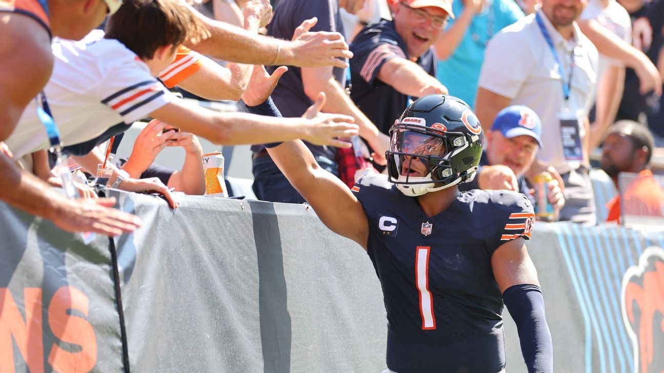 Bears, Justin Fields in search of complete game, end to 14-game skid ...