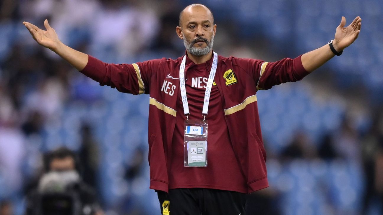Fuente: Forest despide a Cooper; Nuno, en carpeta - ESPN