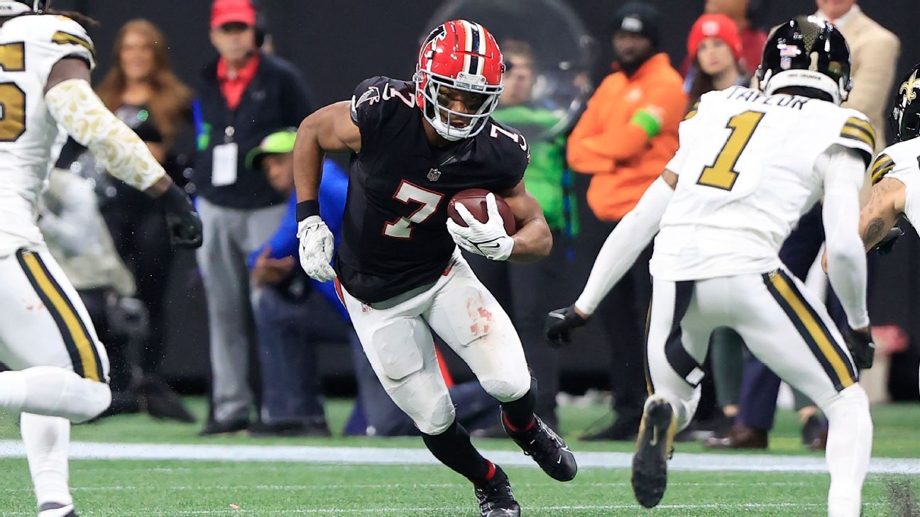 NFL Week 12 fantasy football winners and losers, injuries, grades - ESPN