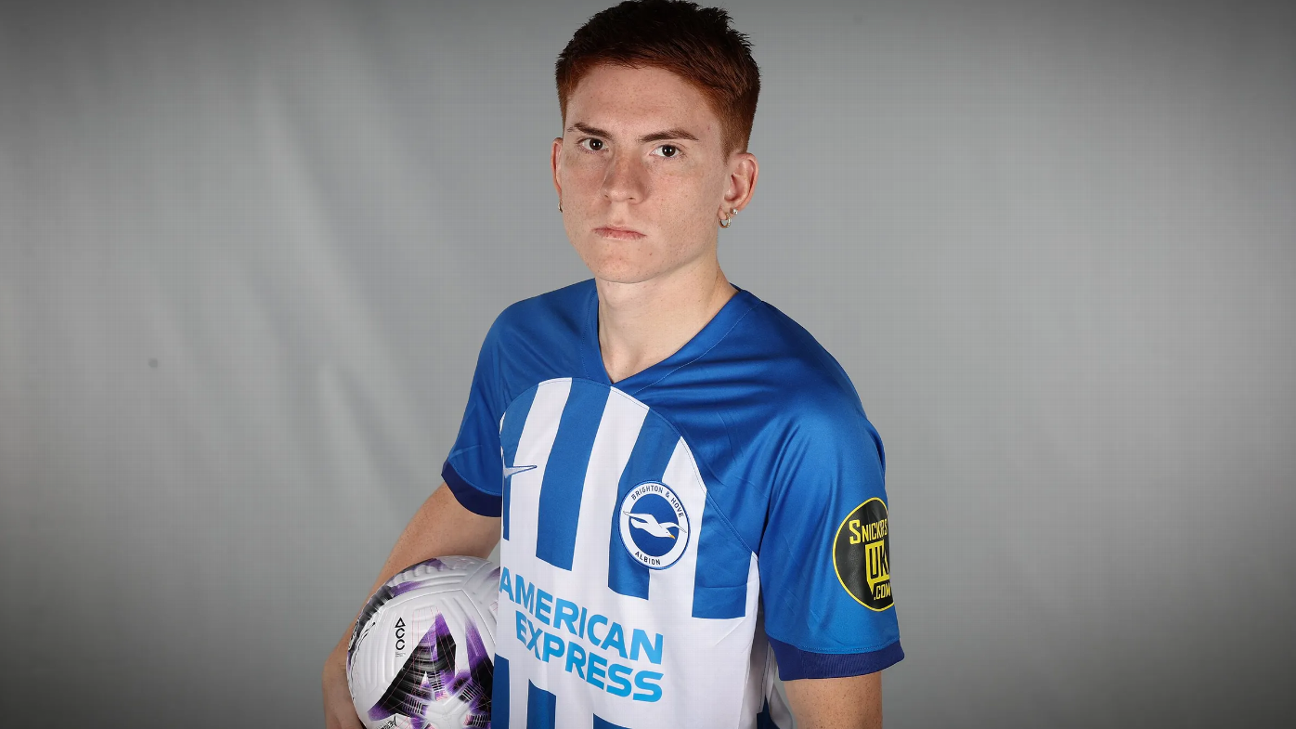 Valentín Barco llegó a Brighton y ya posó con la camiseta - ESPN