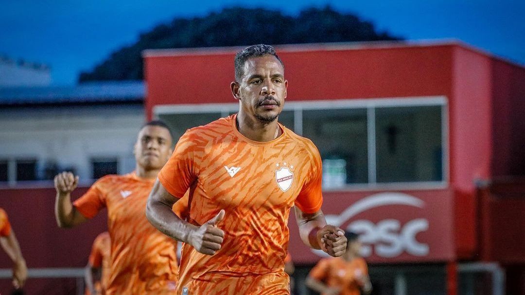 Bastidores: como Fernando Reges aceitou Inter e mudou de ideia 42 dias ...