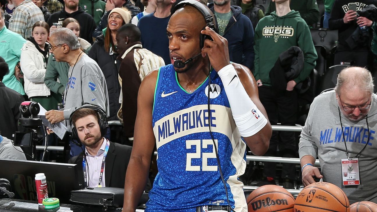 Khris Middleton completa partidos de 5 vs 5: Fuentes - ESPN