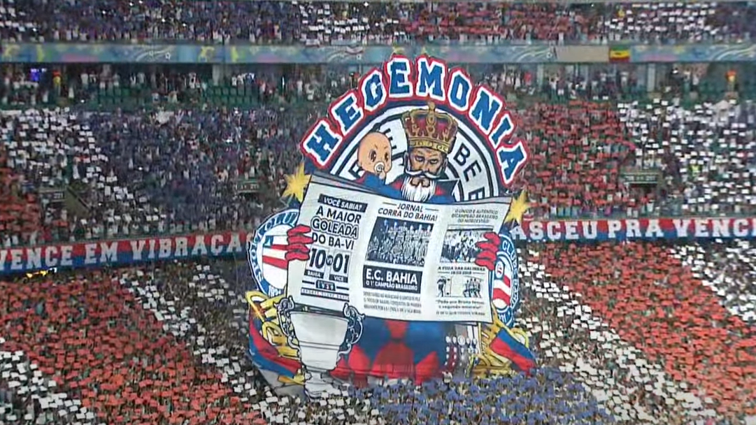 Torcida do Bahia faz mosaico gigante para provocar Vitória e relembra ...