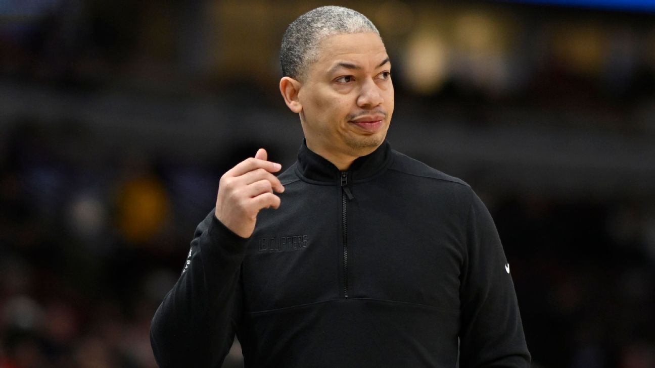 Clippers buscan extender el contrato del coach Ty Lue - ESPN