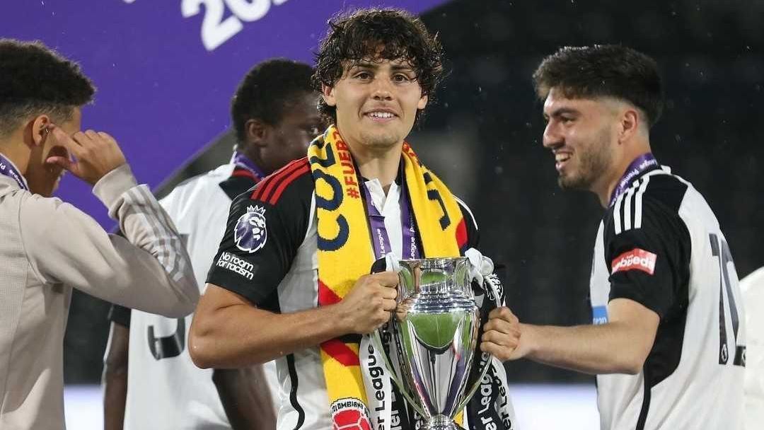 Devan Tanton cerró la temporada en Fulham con título y siendo jugador ...