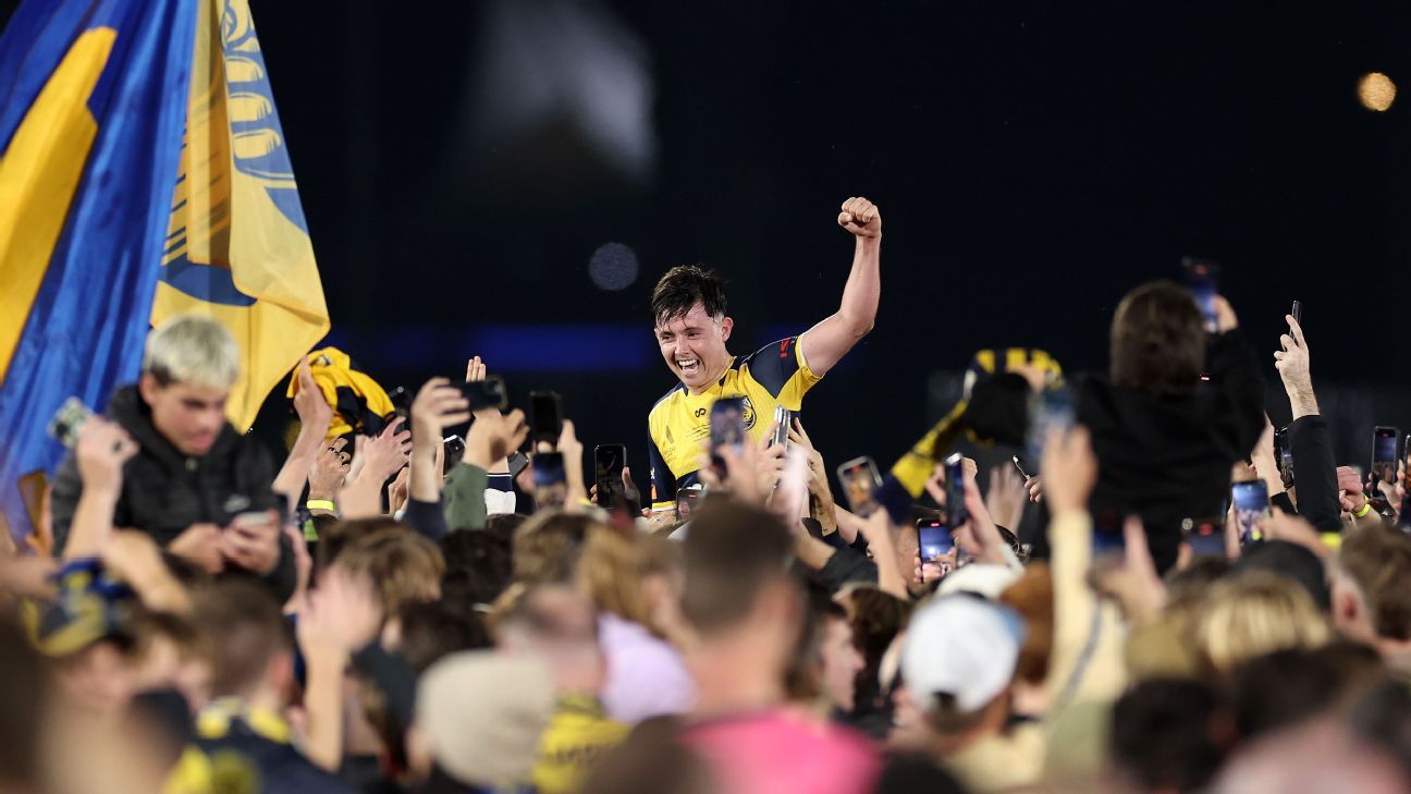 Football's focus: Time for A-League to concentrate on strengths - ESPN