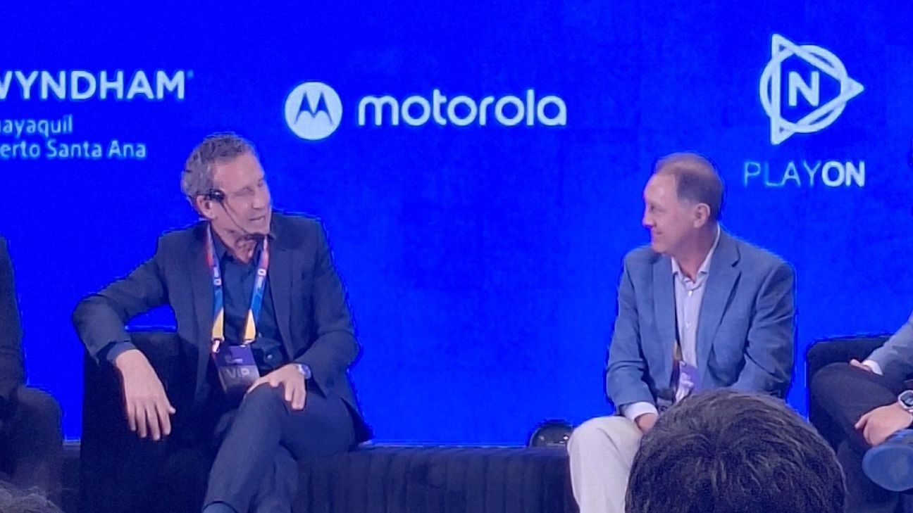 ¿Qué faltó para que Alex Aguinaga juegue en Real Madrid? - ESPN