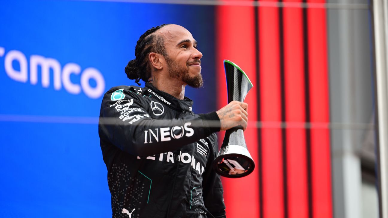 Lewis Hamilton ends F1 podium drought with third in Spain - ESPN