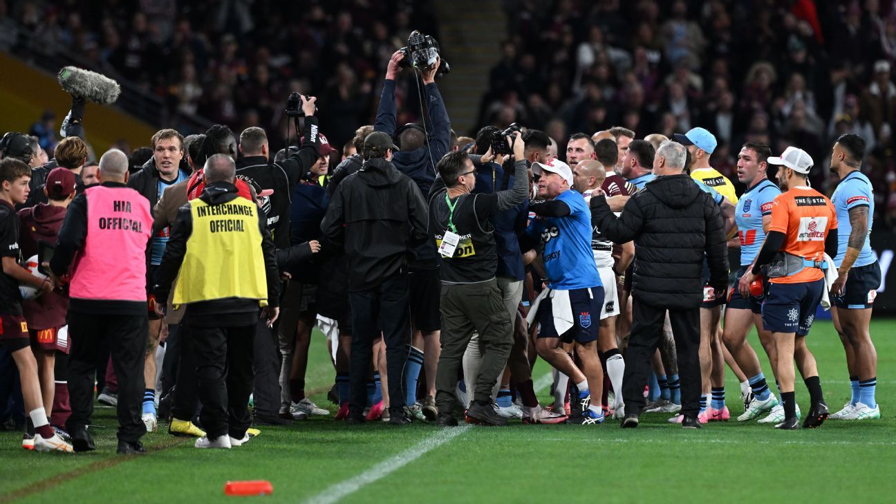 Blues pair Olakau'atu, Murray accept bans after Origin fight night - ESPN