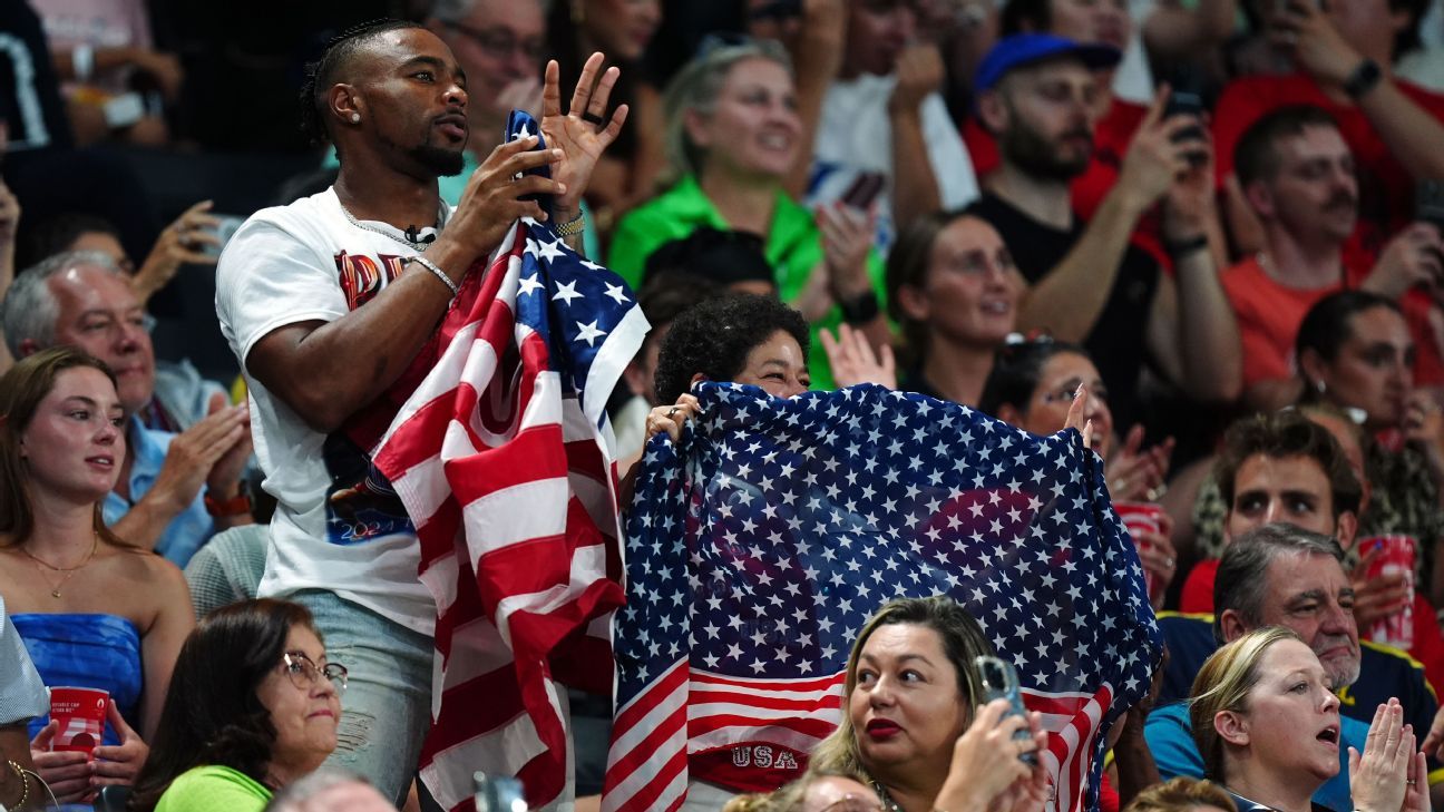 Jonathan Owens returns to Bears after Biles' Olympic wins - ESPN