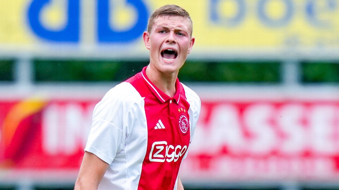 Farioli wijzigt Ajax-basis op zes plekken tegen sc Heerenveen - ESPN