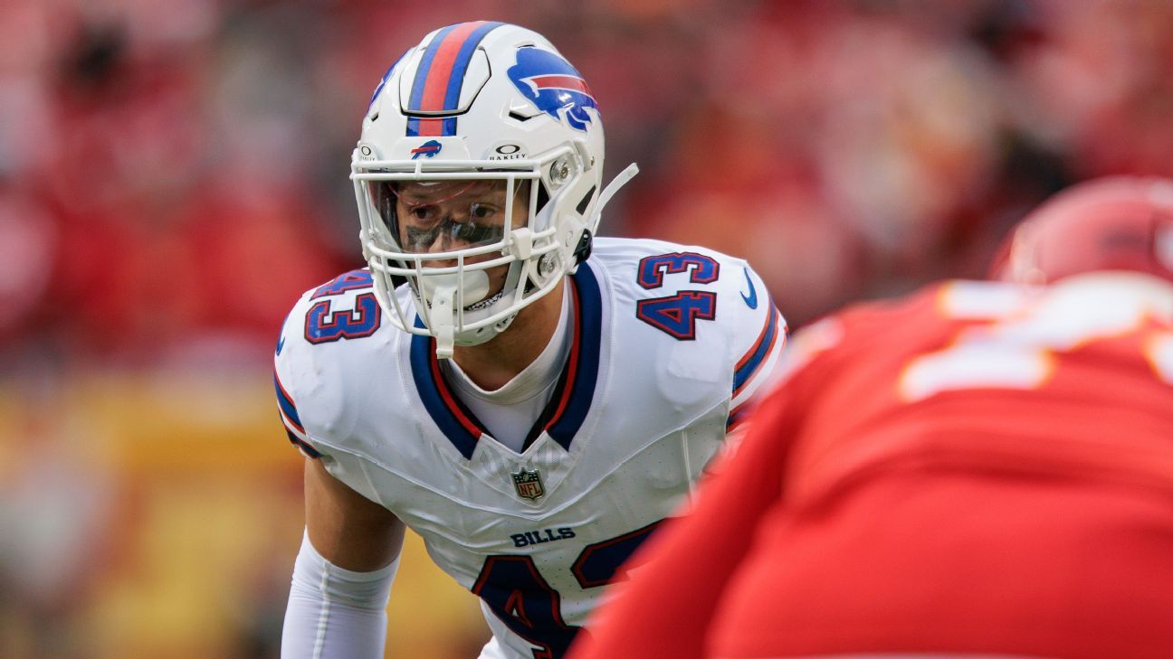 Sources: Terrel Bernard out with pec strain, return expected - ESPN