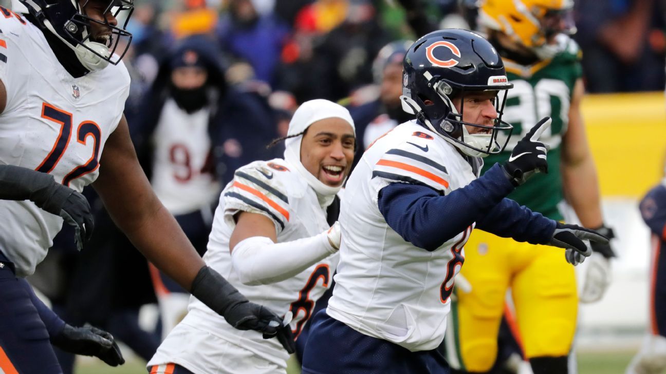 Bears, Santos find some redemption with win over Packers - ESPN