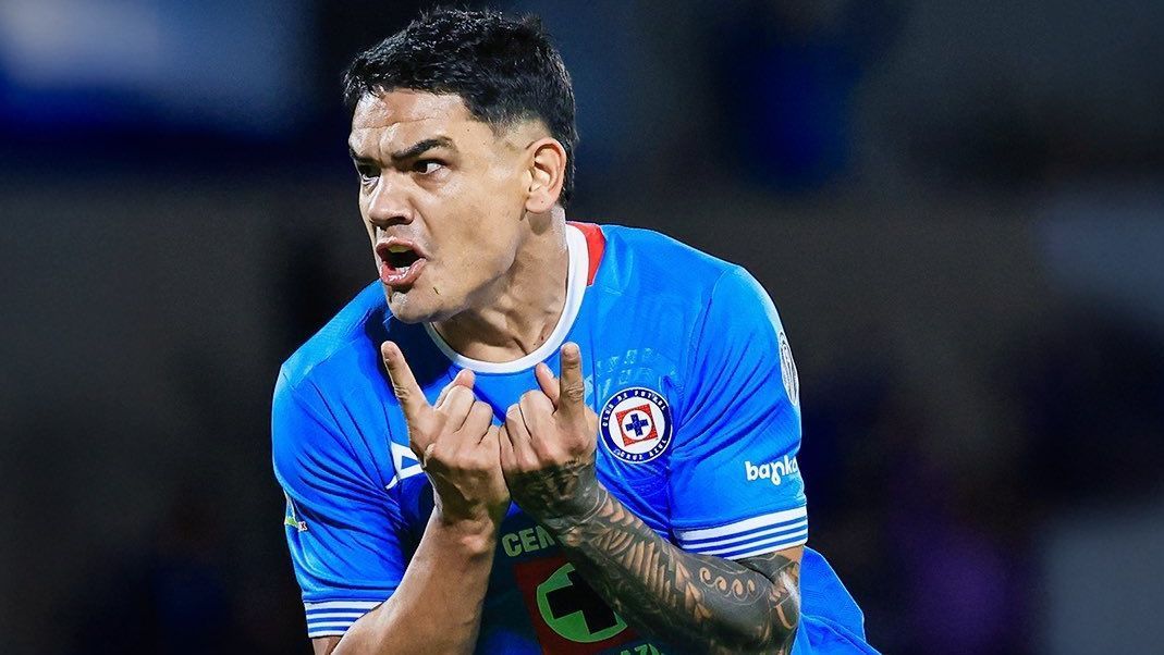 'El Toro' Fernández le dió el agónico triunfo a Cruz Azul en el clásico ...