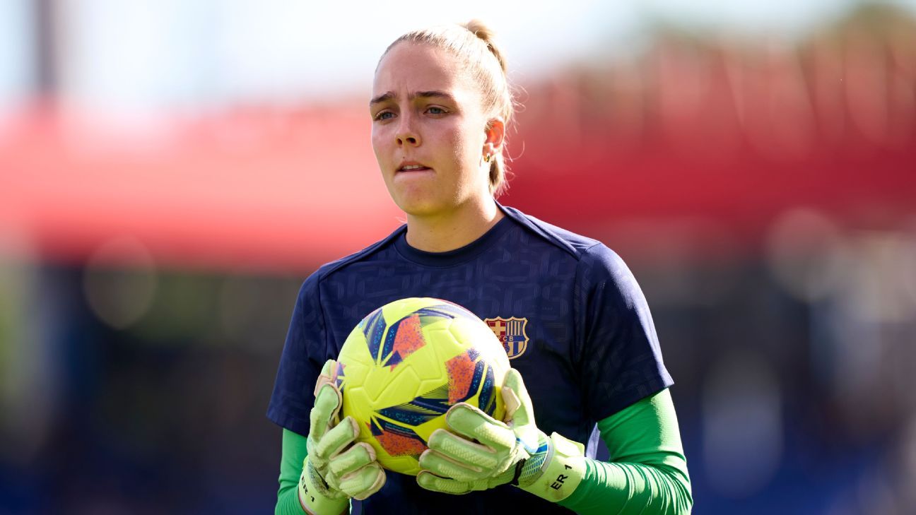 Barcelona goalkeeper Ellie Roebuck feared going blind after stroke - ESPN