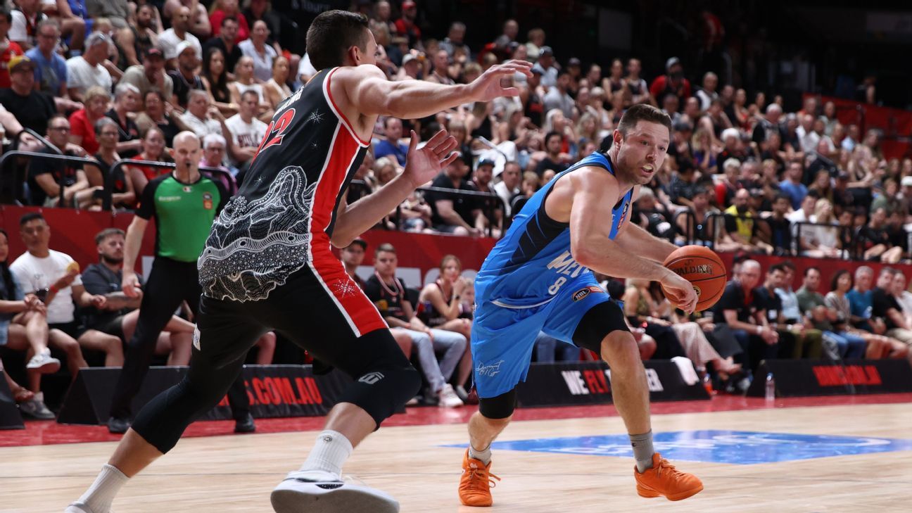 NBL Championship Series: Delly closes the game, Tatum blasts the officials - ESPN