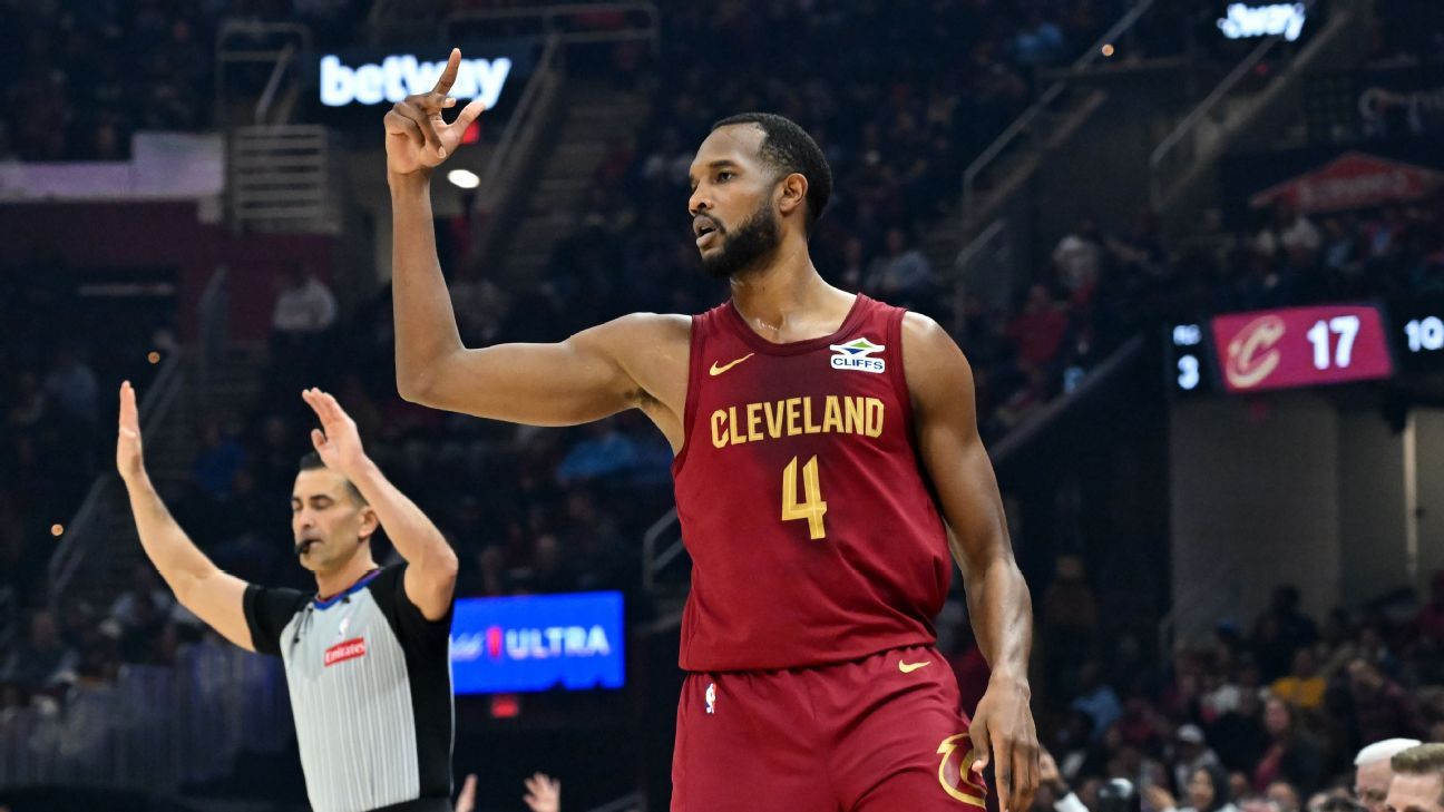 Evan Mobley, de los Cavaliers, elegido Jugador Defensivo del Año - ESPN