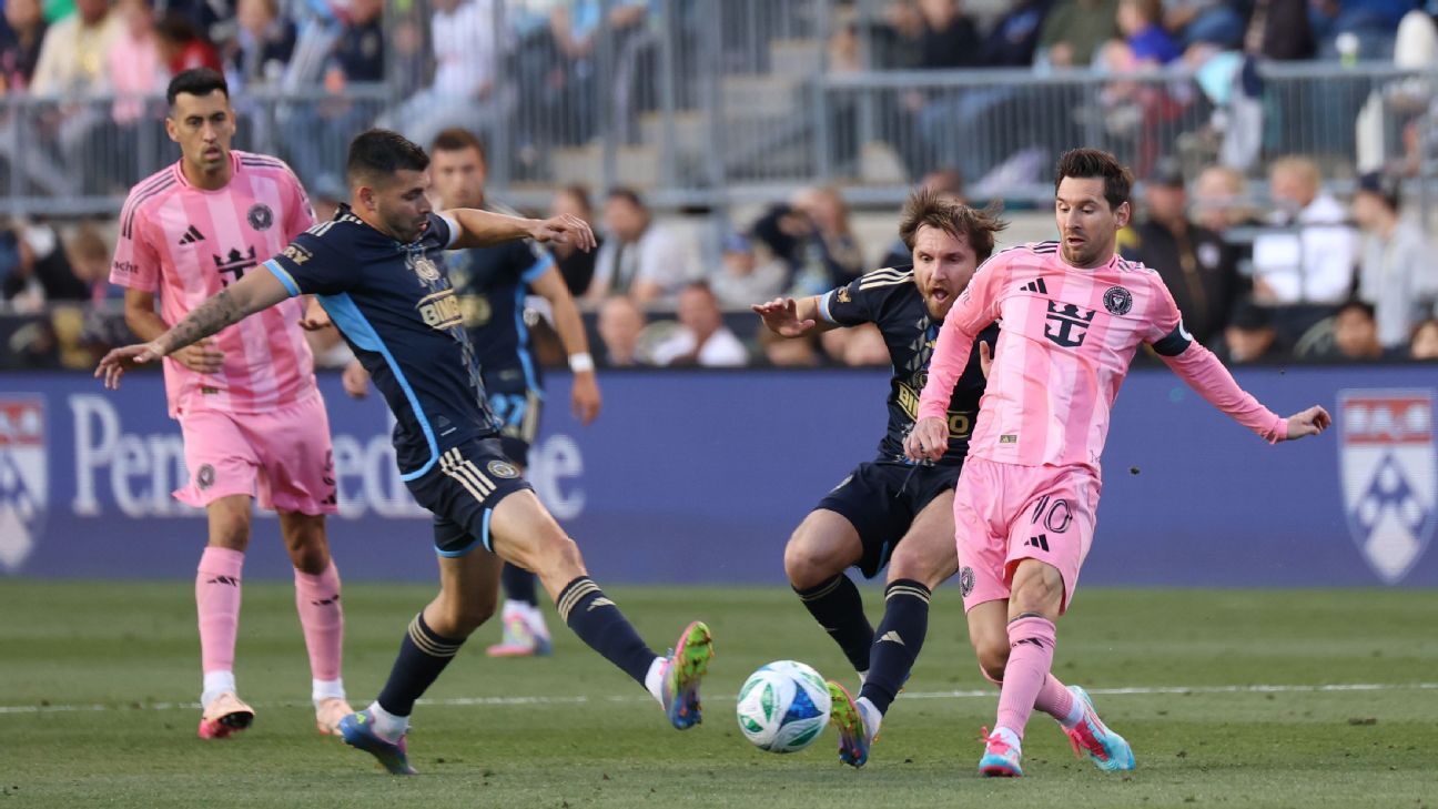 Un golazo de tiro libre de Messi inició la remontada de Inter Miami para igualar ante ...