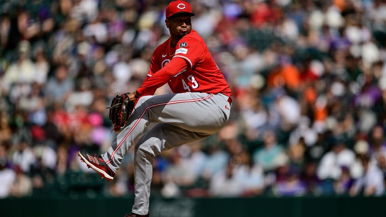 Dodgers adquiere al cerrador Alexis Díaz de Reds - ESPN